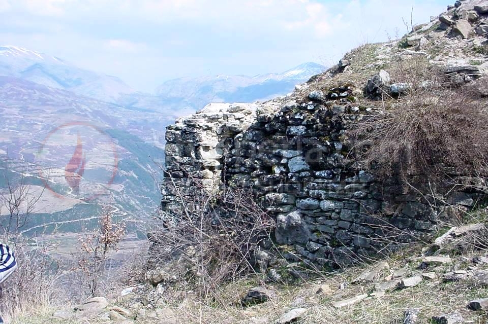 kajaja-e-Skraparit (15) – Shqiperia.com